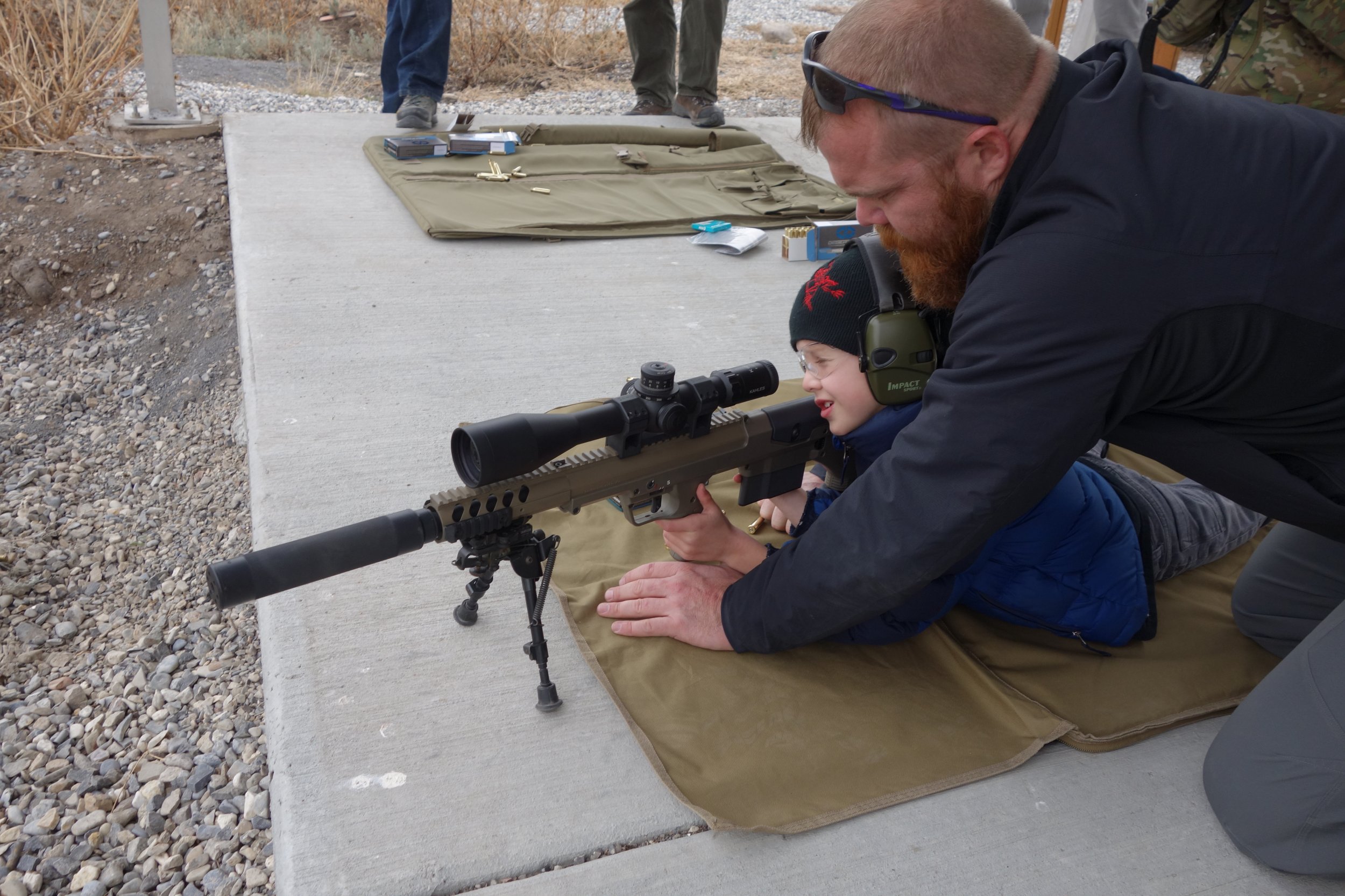 6-Year-Old Kid Gets Quick Hits with Suppressed Desert Tech DT SRS-A1 ...