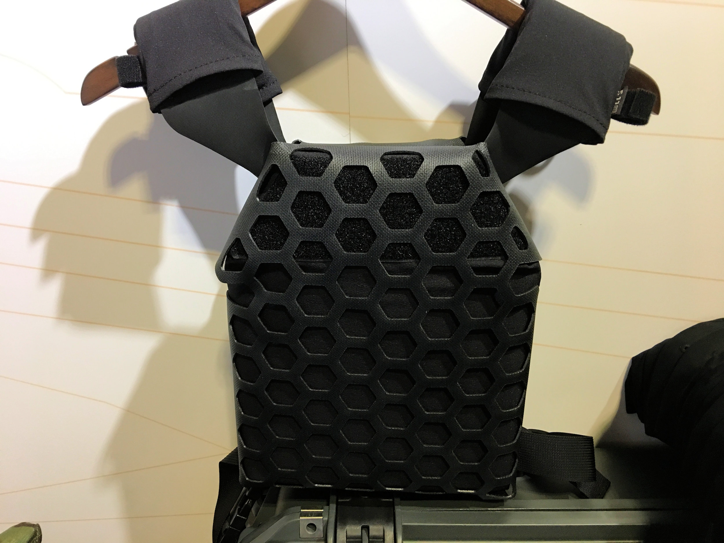 5.11 Tactical HEXGRID Plate Carrier with HEXGRID Laser-Cut Hexagonal ...